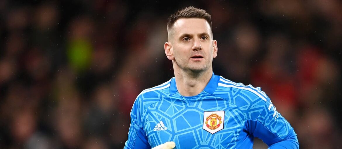 Wes Brown believes Erik ten Hag will play Tom Heaton with Andre Onana ...