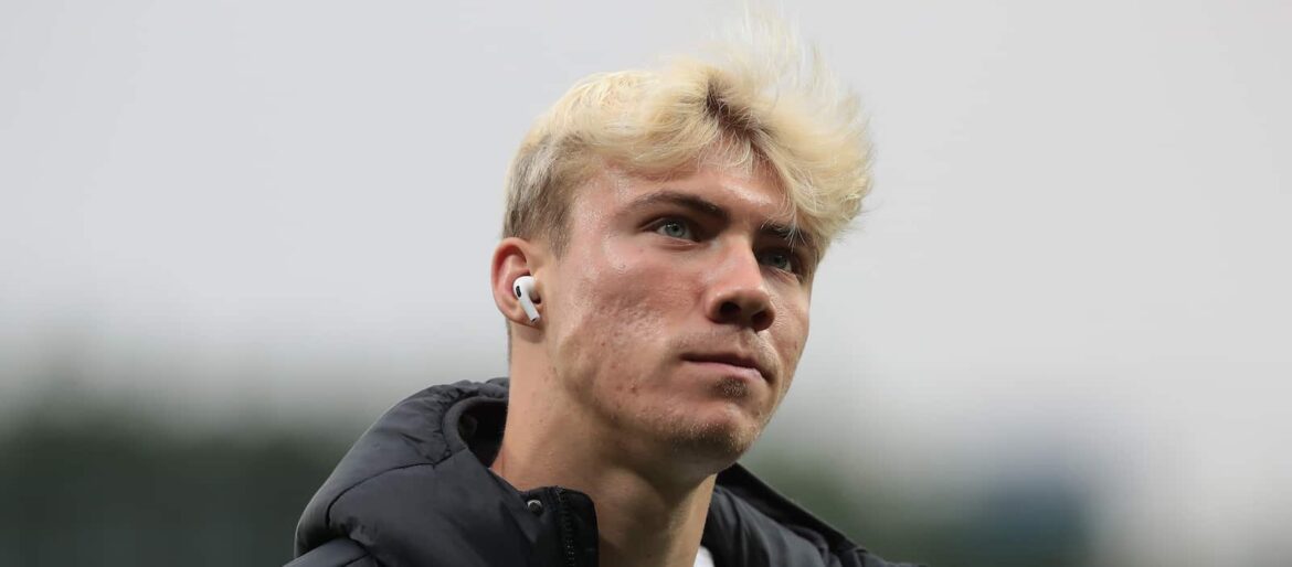 Rasmus Hojlund Injury: Manchester United striker's issue worse than ...