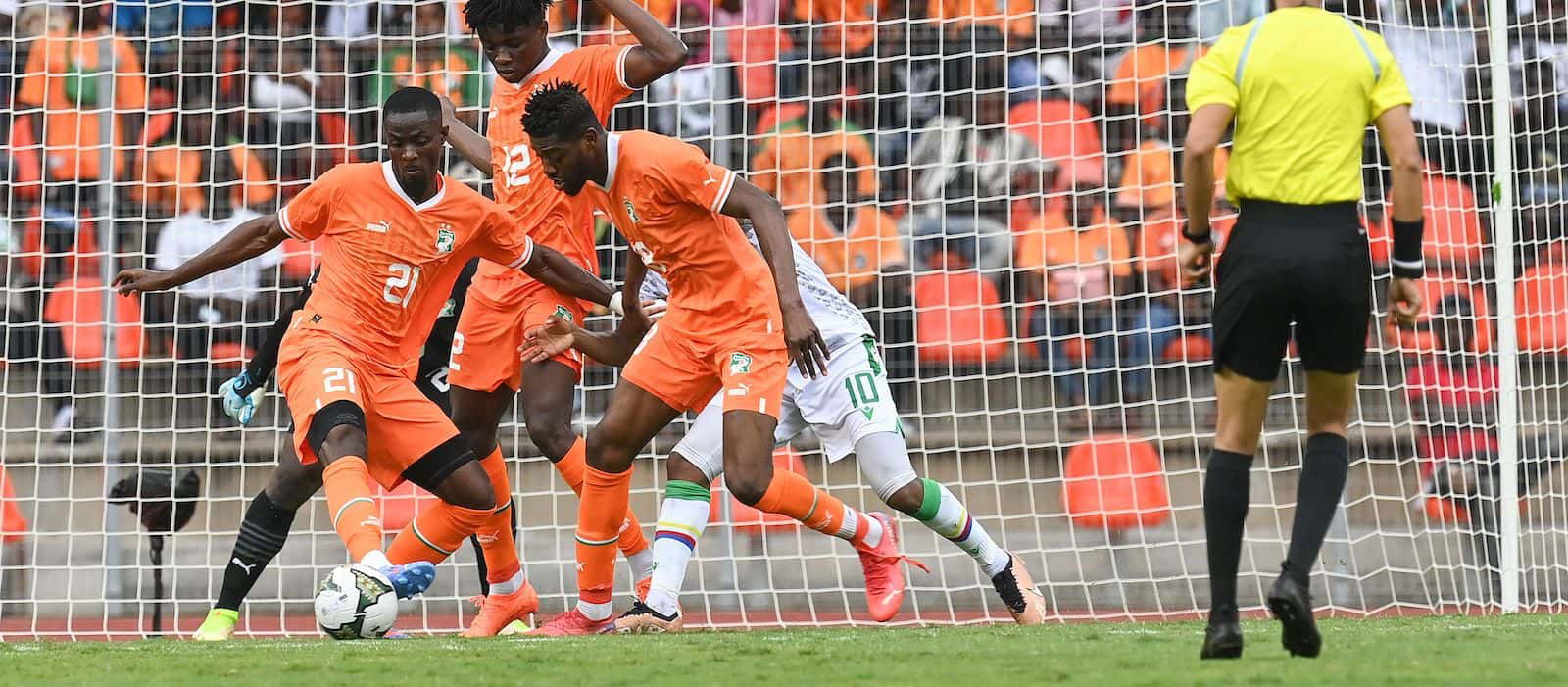 Former Manchester United Eric Bailly suffers injury on first Besiktas ...