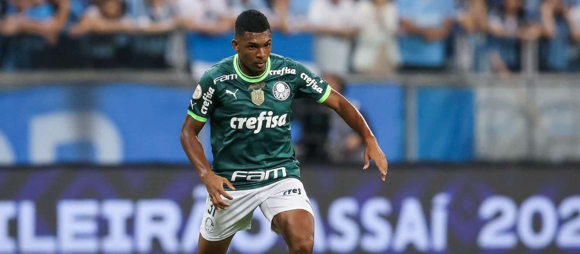 Fabrizio Romano: Manchester United scouting 17-year-old Brazilian ...