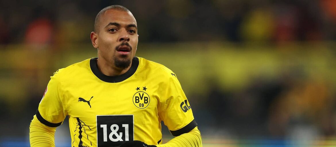 INEOS have earmarked Donyell Malen to strengthen the right-wing ...