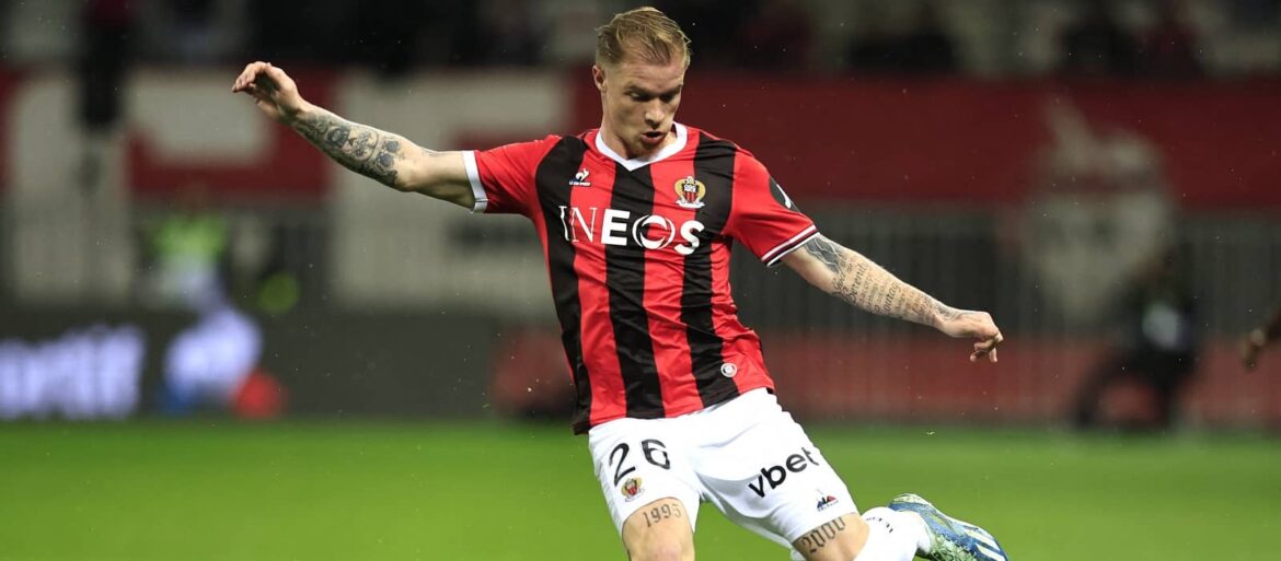 Manchester United planning to acquire Nice left-back Melvin Bard in the ...