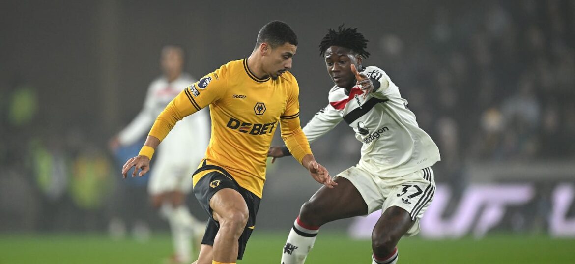 Kobbie Mainoo sparks injury fears as he's spotted limping after Man ...