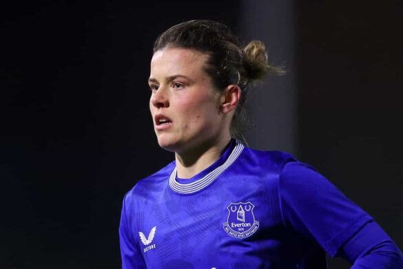 Manchester United Women sign goalkeeper Kayla Rendell from Southampton ...